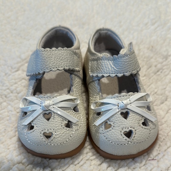 Shoes | White Dress Shoes With Scalloped Strap And Bow Detail | Poshmark